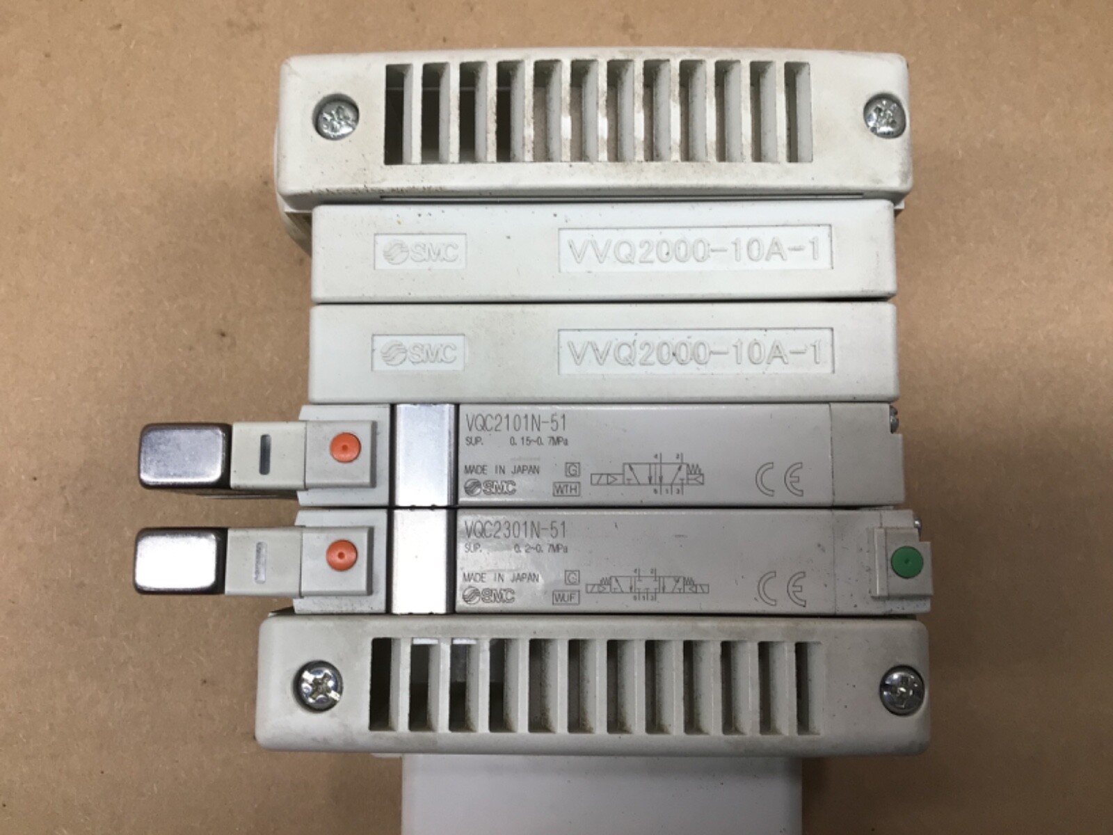 SMC Manifold 2) VVQ2000-10-1 1) VQC2101N-51 1) VQC2301N-51 ...