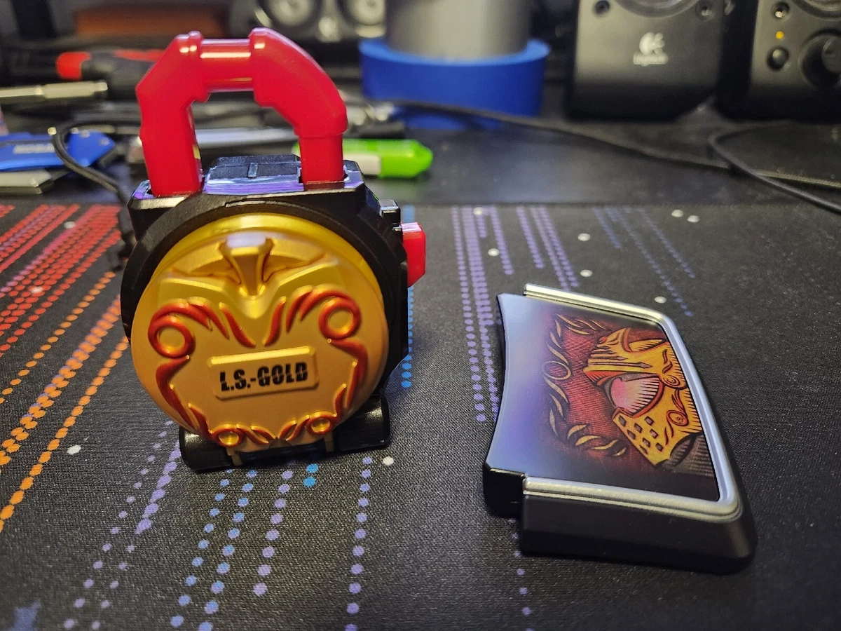 Kamen Rider Gaim Lockseed Golden