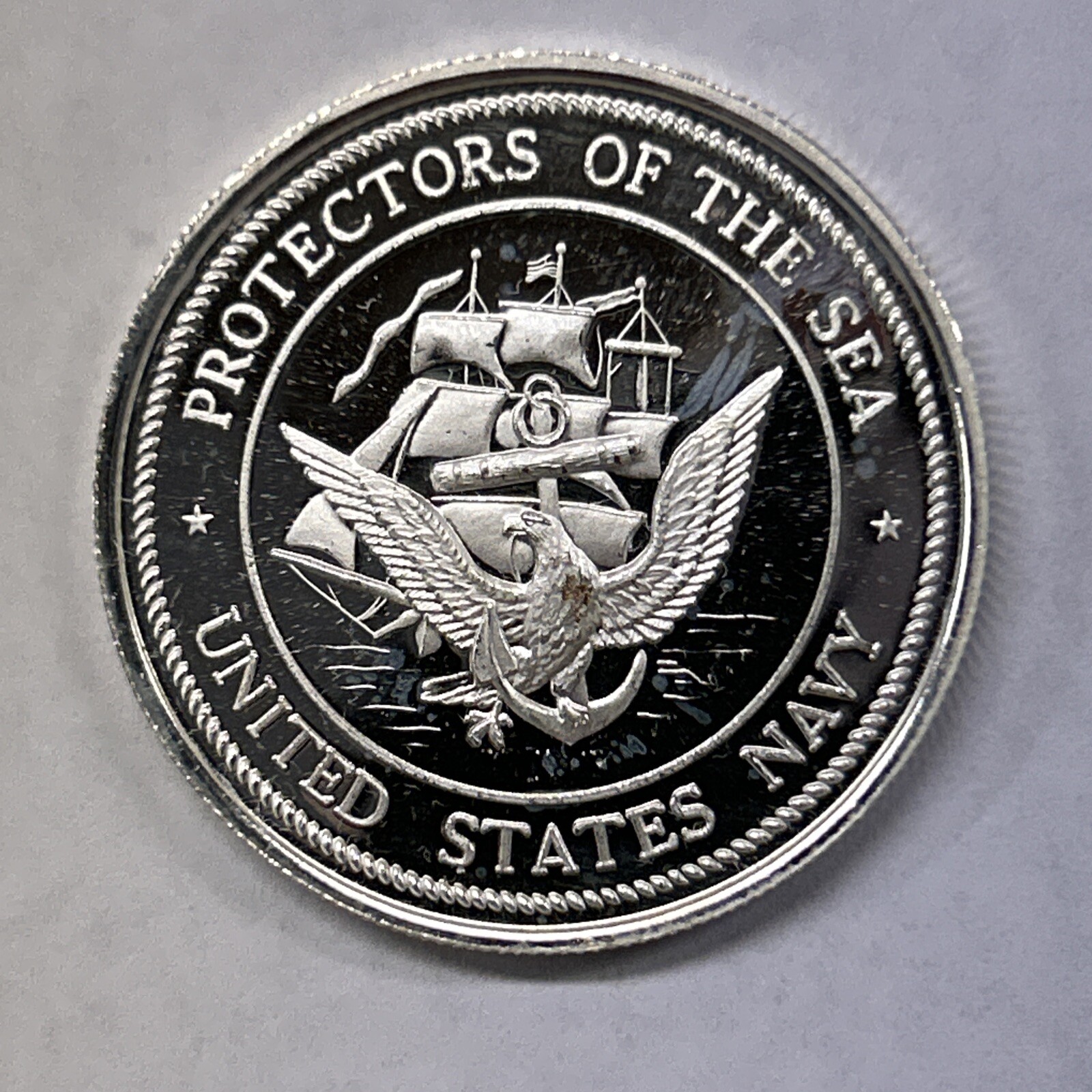 U. S. NAVY PROTECTORS OF THE SEA 1 Troy Oz .999 FINE SILVER ROUND ...