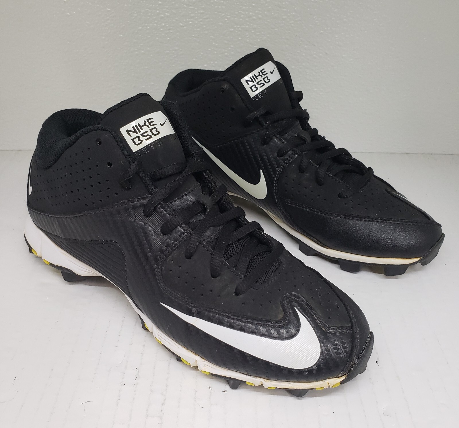NIKE Youth Cleats MVP KEYSTONE 3/4 LE 2 BG Size 5Y Pre Owned 705407-010 ...