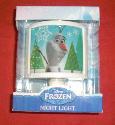 Disney's Frozen Olaf Night Light - White with Winter Scene 15515KG New ...