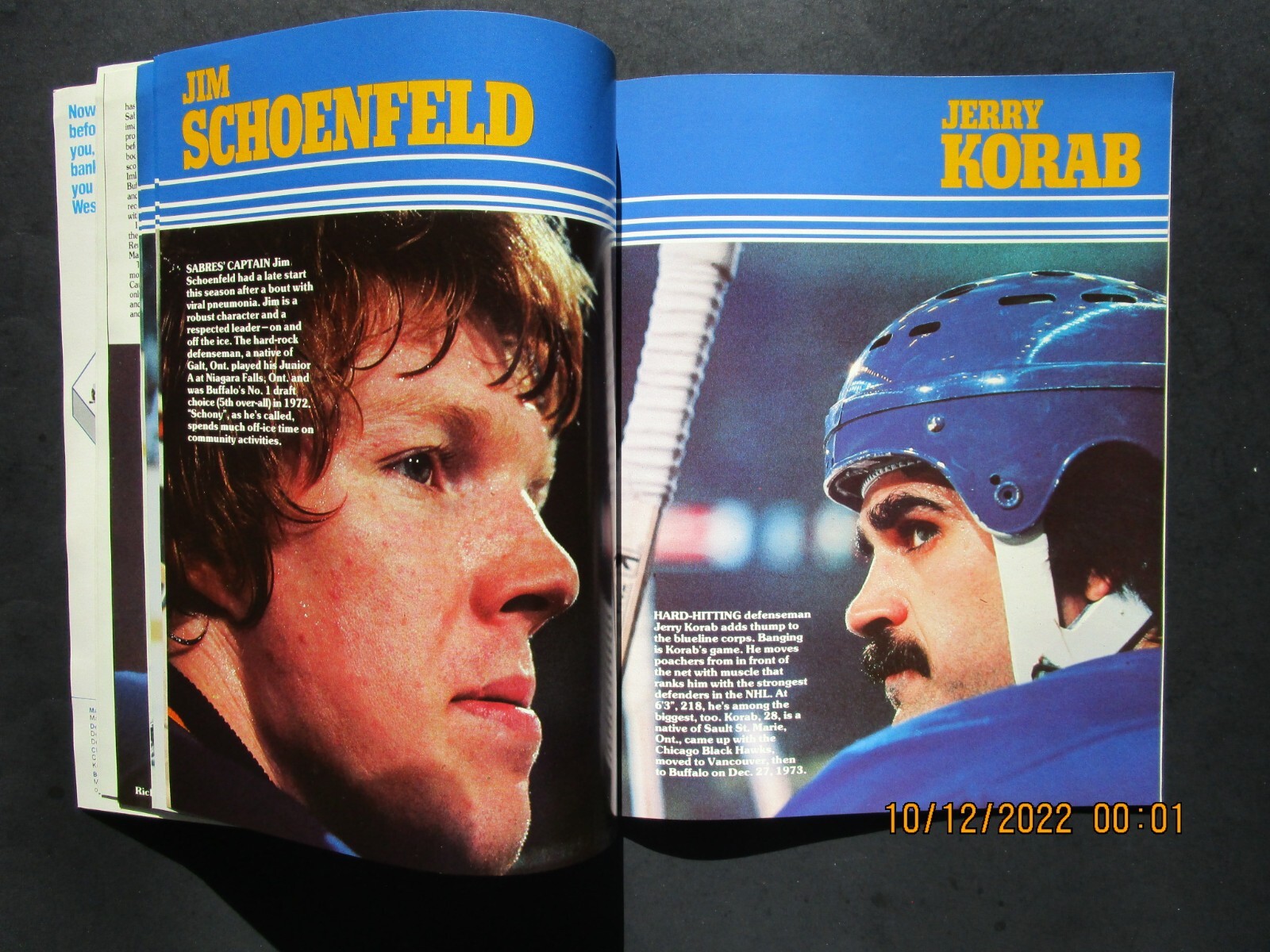 VINTAGE 1976-77 BUFFALO SABRES YEARBOOK-PUNCH IMLACH, FRENCH CONNECTION ...