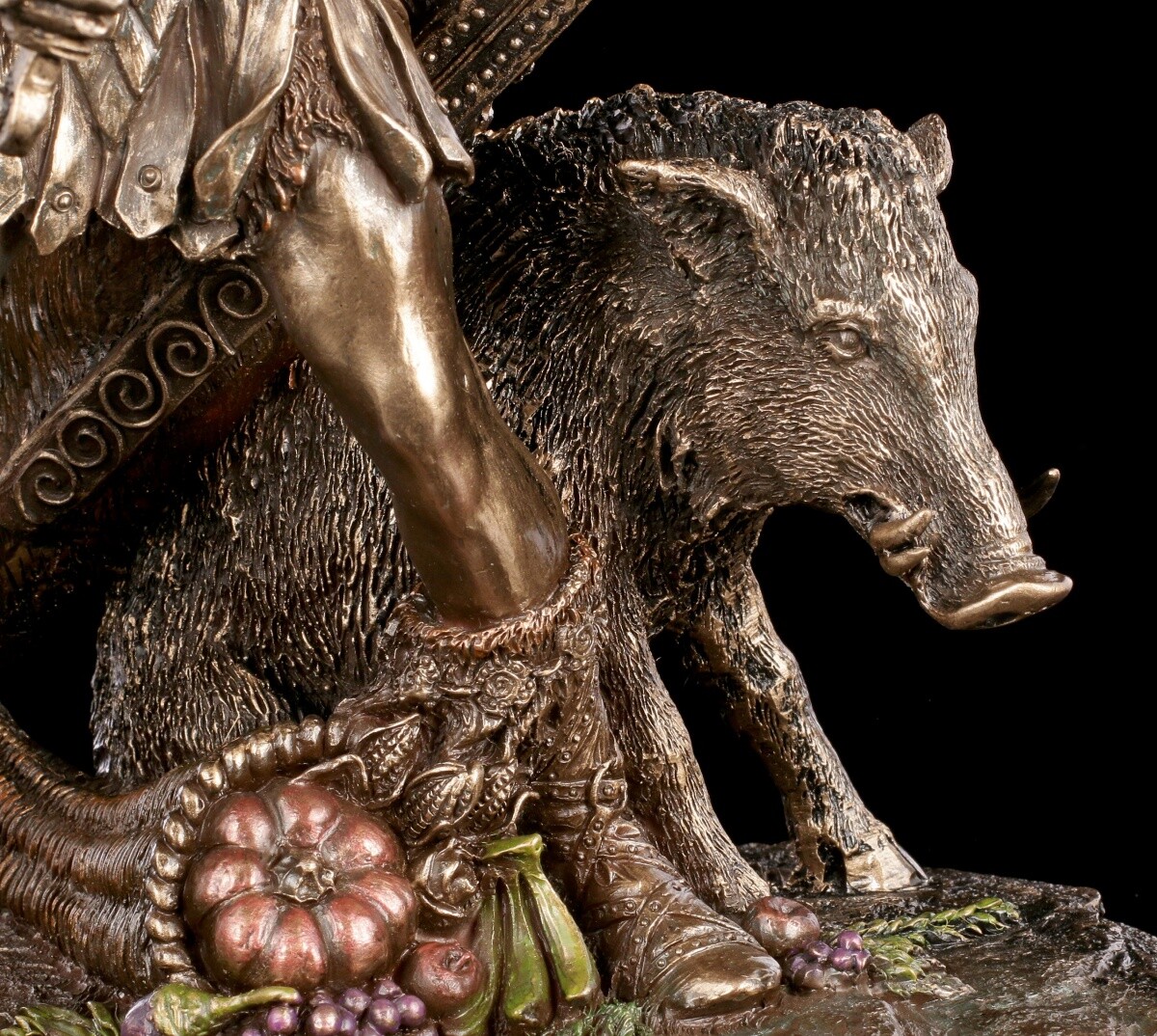 Freyr mit Eber Figur - Germanischer Gott - Veronese Gottheit Deko ...