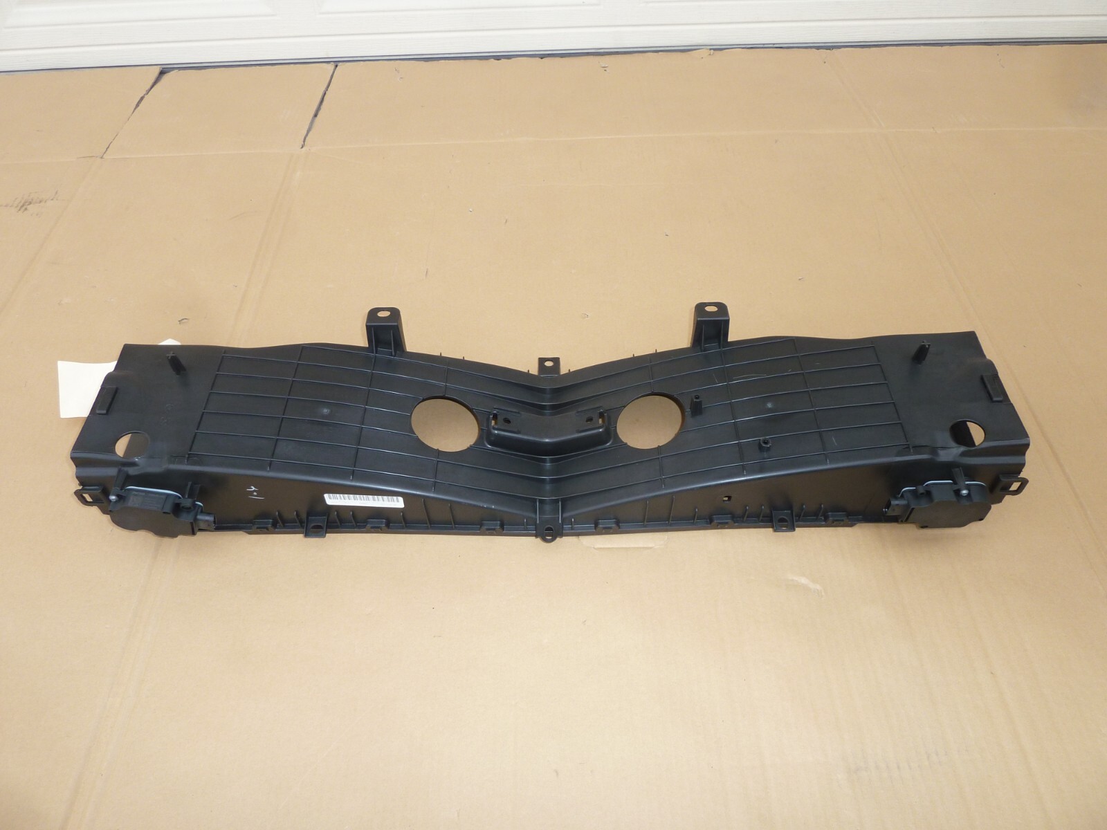 2012-15 Tesla Model S Center Radiator Support Shutter Box Duct Guide ...