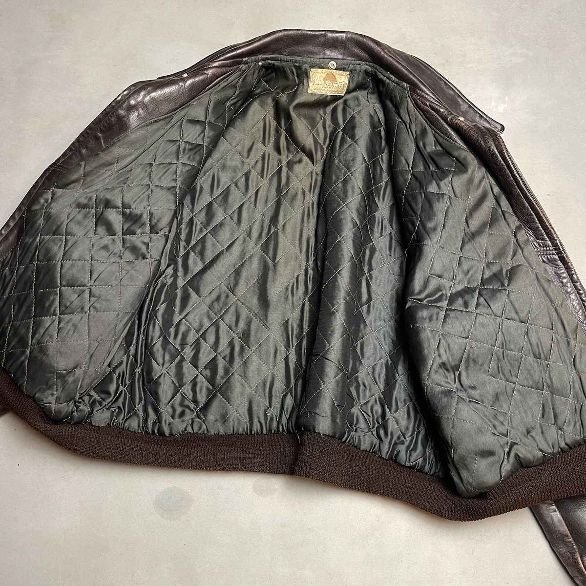 VINTAGE 50s All Weather Garment BROWN HORSEHIDE LEATHER A-2 VINTAGE 50s All Weather Garment BROWN HORSEHIDE LEATHER A-2