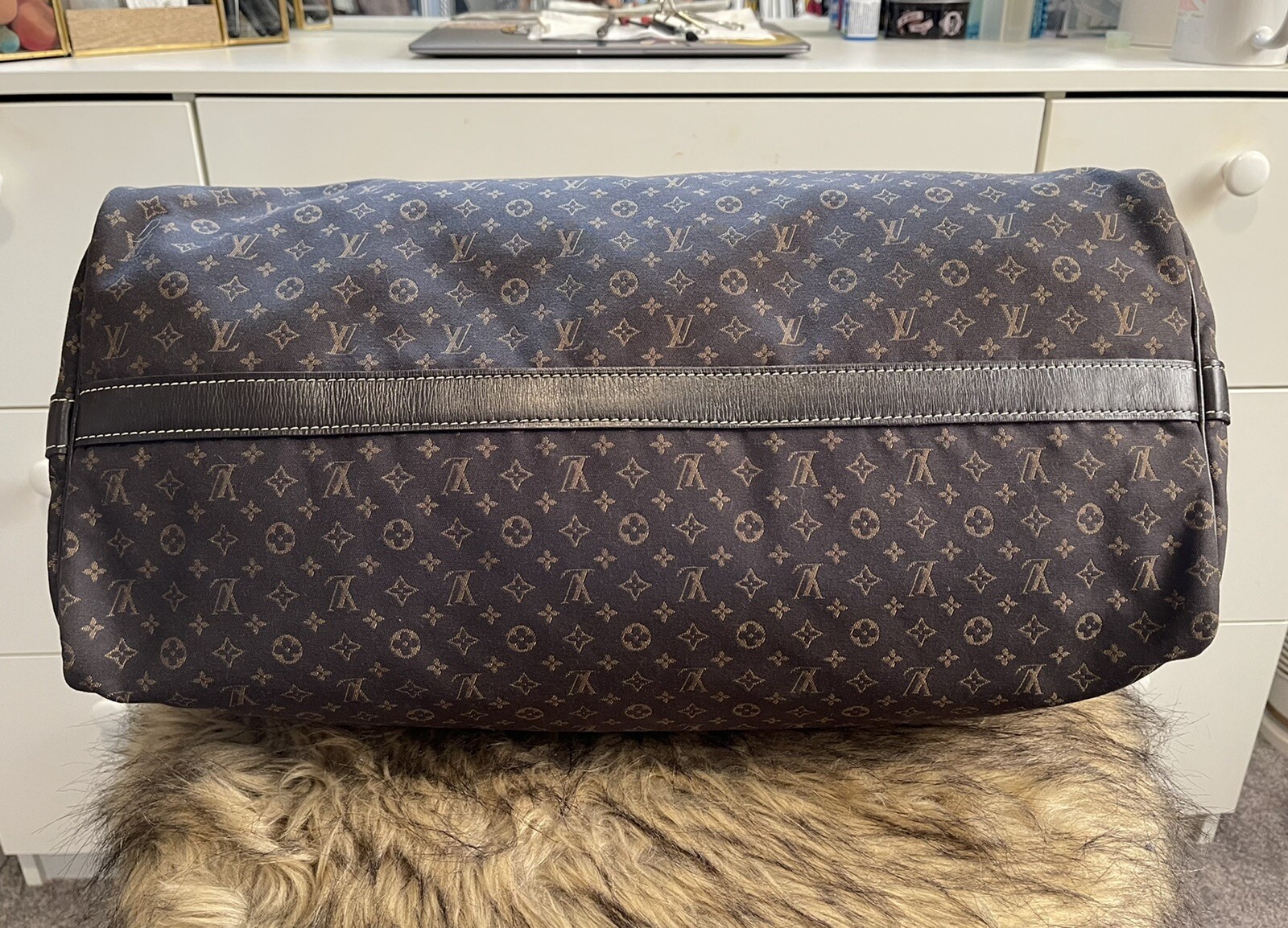 100% Authentic Louis Vuitton Speedy 45 - Gem