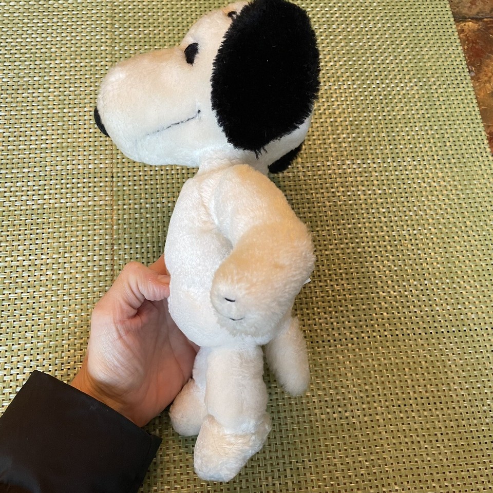 Vintage Peanuts Snoopy 1963 Wardrobe Trunk Plush Nine Outfits ...