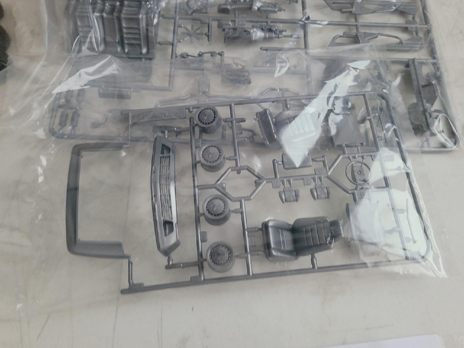 Tamiya 1/24 BENZ 500sec Model Kit 24029 for sale online | eBay