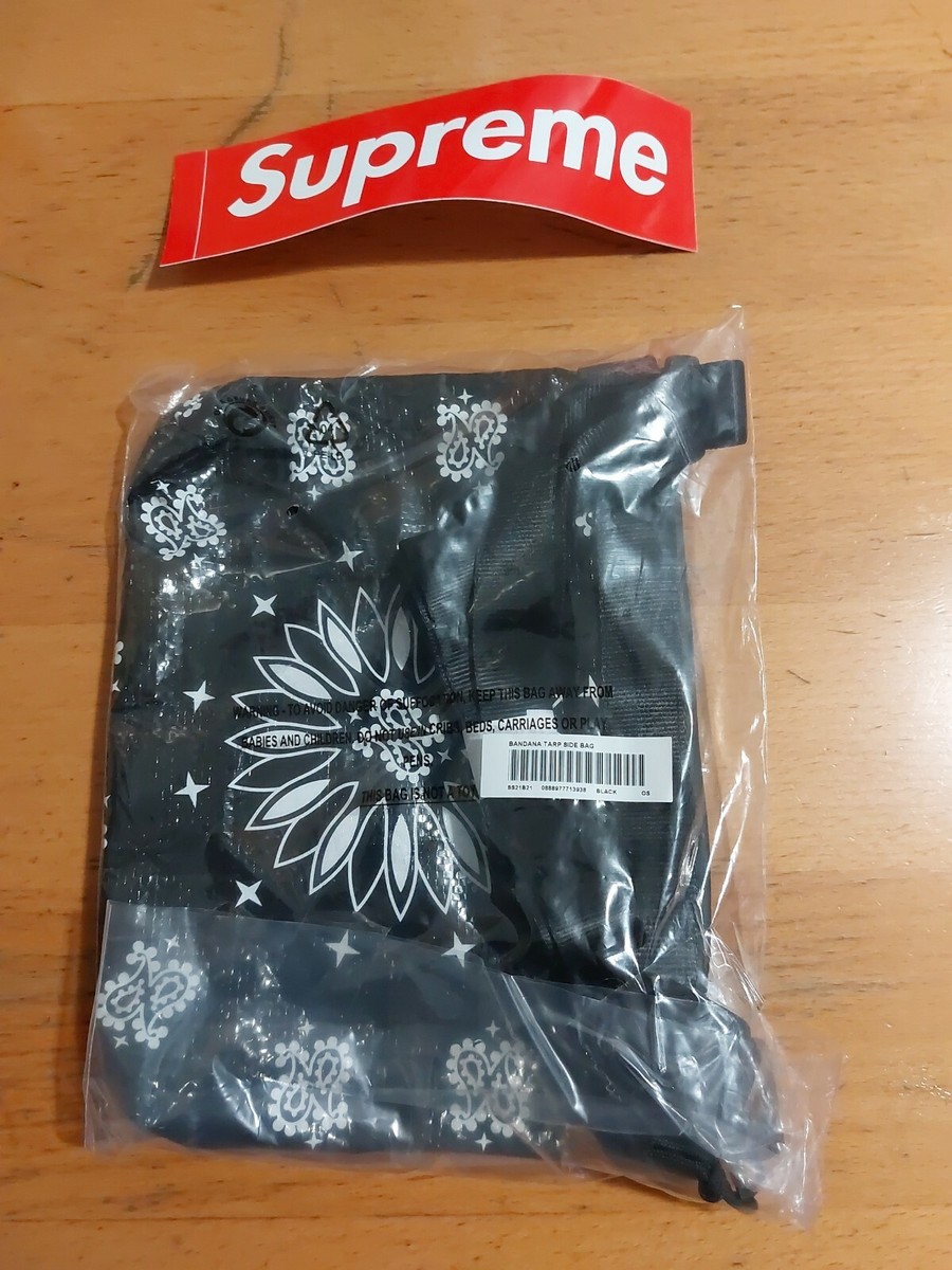 SUPREME BANDANA TARP SIDE BAG BLACK OS SS21 WEEK 8 SUPREME BANDANA TARP SIDE BAG BLACK OS SS21 WEEK 8