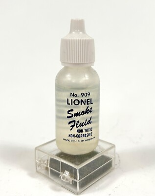 Postwar Lionel 909 1/2 oz SMALL Liquid Smoke Fluid. C8 | eBay