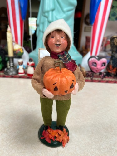 2013 Byers Choice Halloween Boy Caroler with Pumpkin - Excellent! | eBay