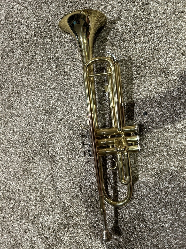 Pre-Owned Glory Trumpet - Trumpet with Case | eBay