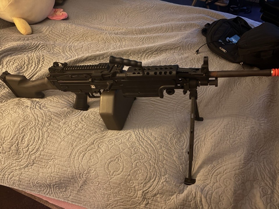 Airsoft M249 Saw FN Herstal Minimi Replica with Box and Magazine | eBay