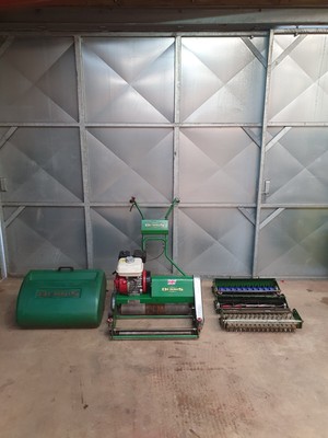 Dennis FT610 Cylinder Fine Turf Mower with Honda GX160 Petrol Engine ...