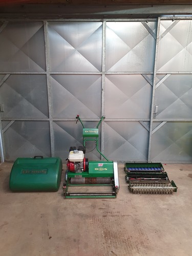 Dennis FT610 Cylinder Fine Turf Mower with Honda GX160 Petrol Engine ...