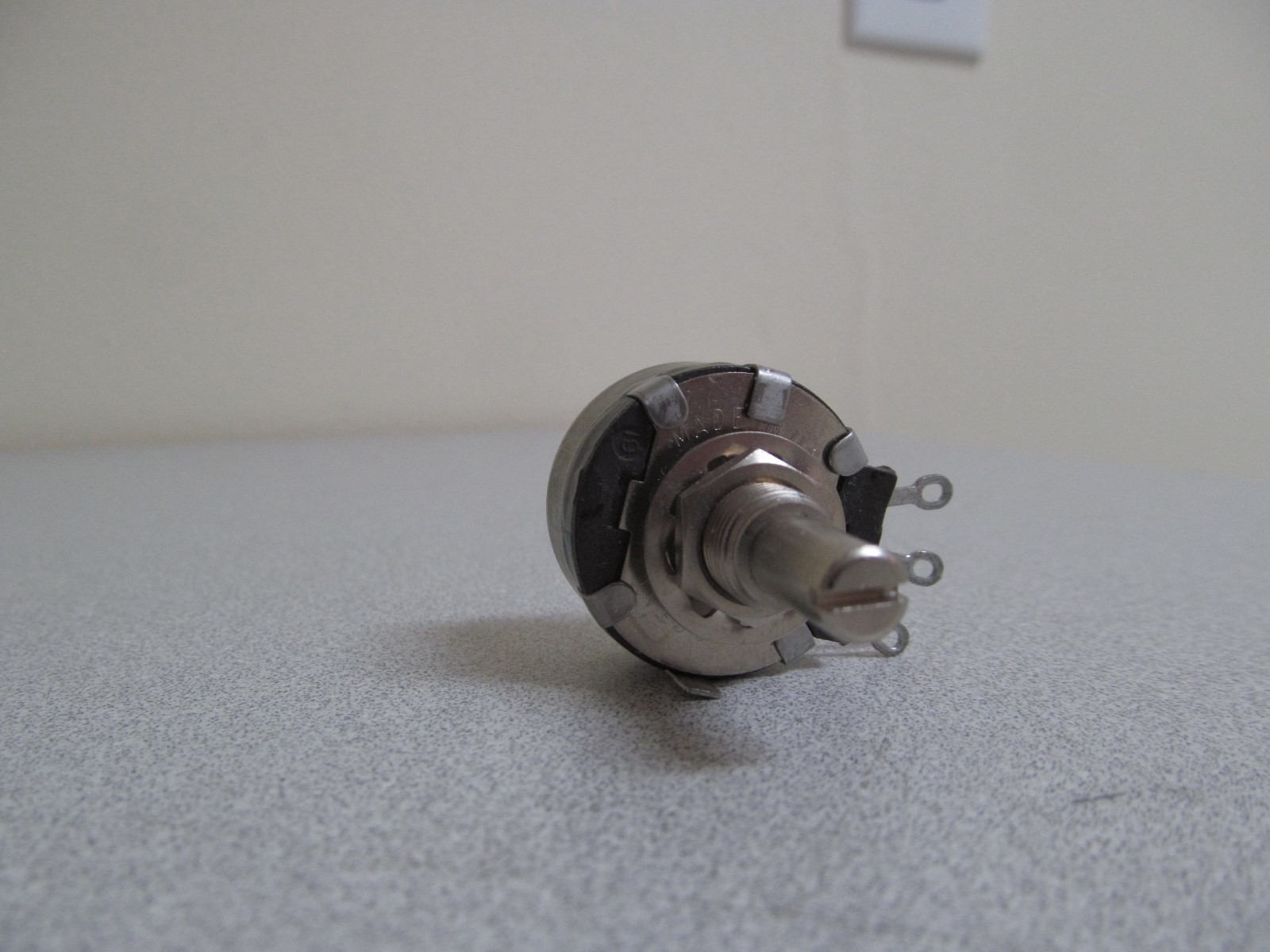 Potentiometer 2.5 Meg Ohm Pot Variable USA Made Clarostat rv4naysd255e ...