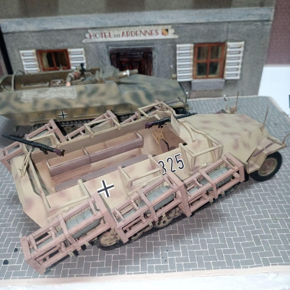 Tamiya 1 35 Sd Kfz 251 German Halftrack Set of 3 Vehicles Diorama ...