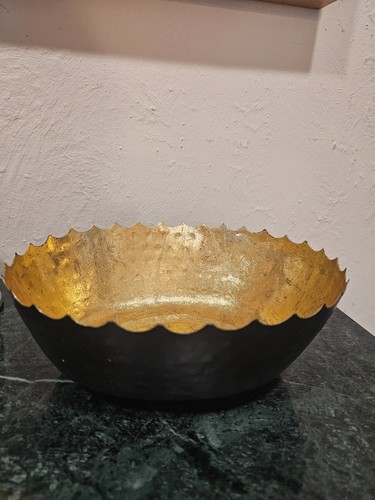 Black And Gold Bowl Scalloped Edge Decor Gothic Modern Pinterest Find ...