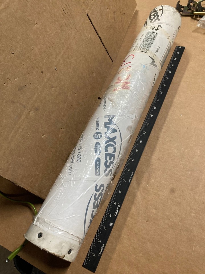Maxcess Pneumatic Sleeve Chuck Strip Shaft 3" ID Cores Serie 800 ...