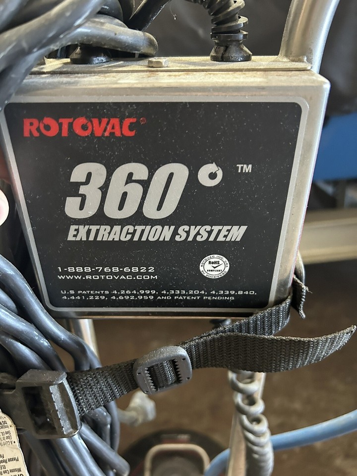 Rotovac 360i and cfx continuous flow extractor For grout and carpet ...