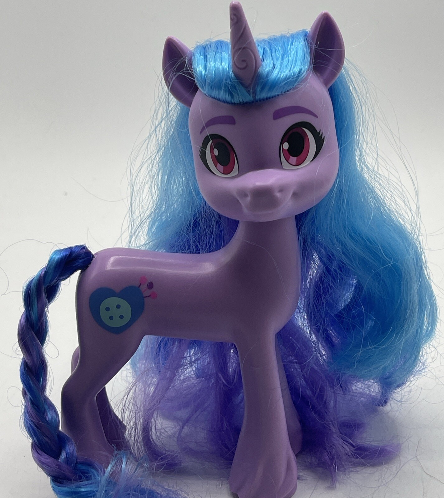 Hasbro 2020 My Little Pony New Generation Unicorn Izzy Moonbow Figure ...