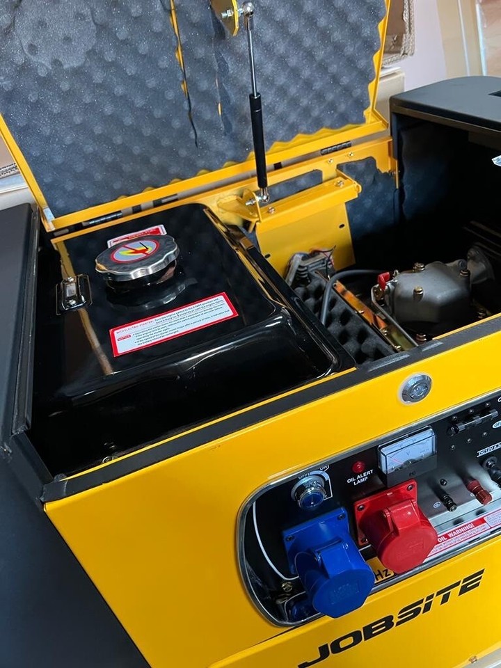 Job Site Three Phase Diesel Generator 5kv , 230/400v CT0012 With Remote ...