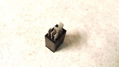 04671168 04606409AA 04606418AA 04608650 04608650AB 04609119AA relay oem ...