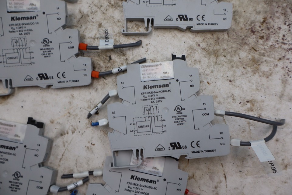 6x KLEMSAN KPR-SCE-24VAC/DC-1C Klemsan interface relay w/ HF41F/24-ZT ...