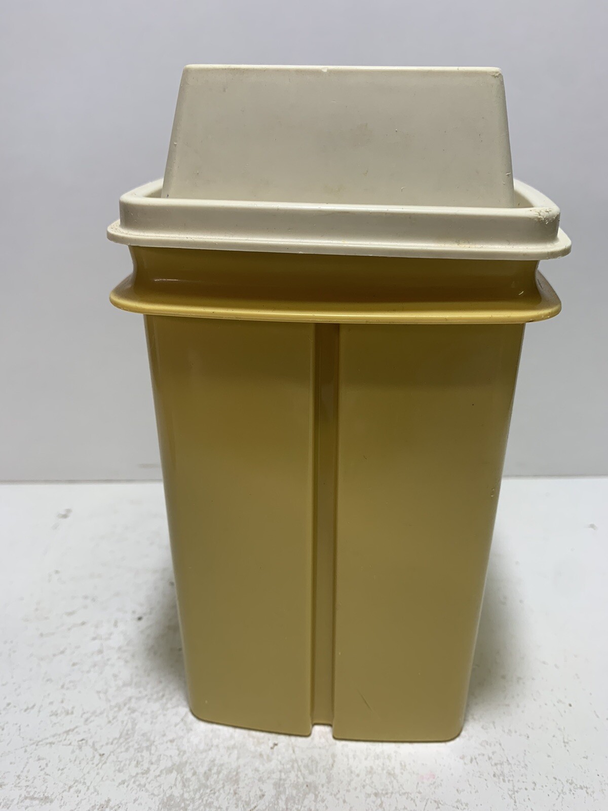 Tupperware Pick A Deli 3pc Store & Serve Pickle Beetroot Container ...