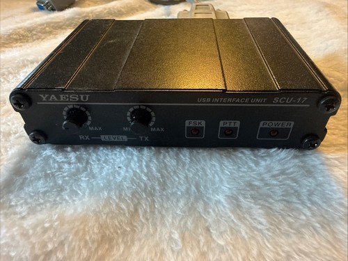 Yaesu SCU-17 USB Interface Unit CAT Control Audio for FT-450D FT-950 ...