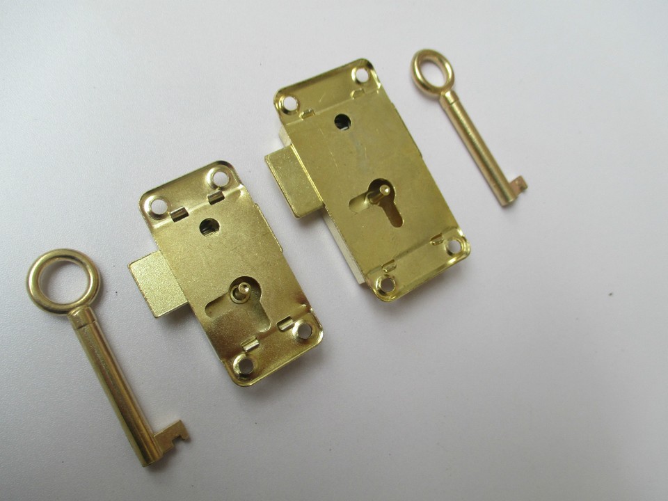 VINTAGE RETRO OLD STYLE BRASS WARDROBE LOCK -Cupboard Drawer Cabinet ...