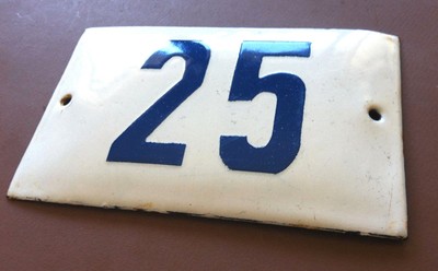 VINTAGE ENAMEL SIGN TIN PORCELAIN HOUSE NUMBER 25 DOOR GATE WHITE BLUE ...