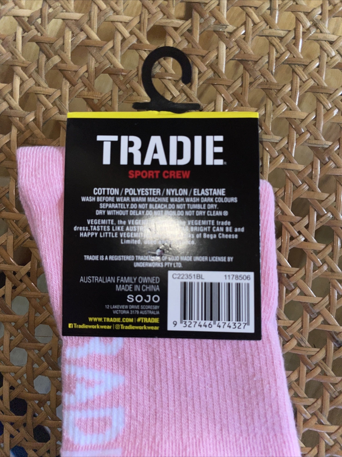 Vegemite Tradie Unisex Children’s Crew Sock Size 2-8 Pink Kids ...