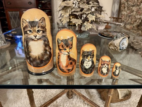 Russian Matryoshka 5 Piece Hand Painted & Shellacked Wooden Cats ...