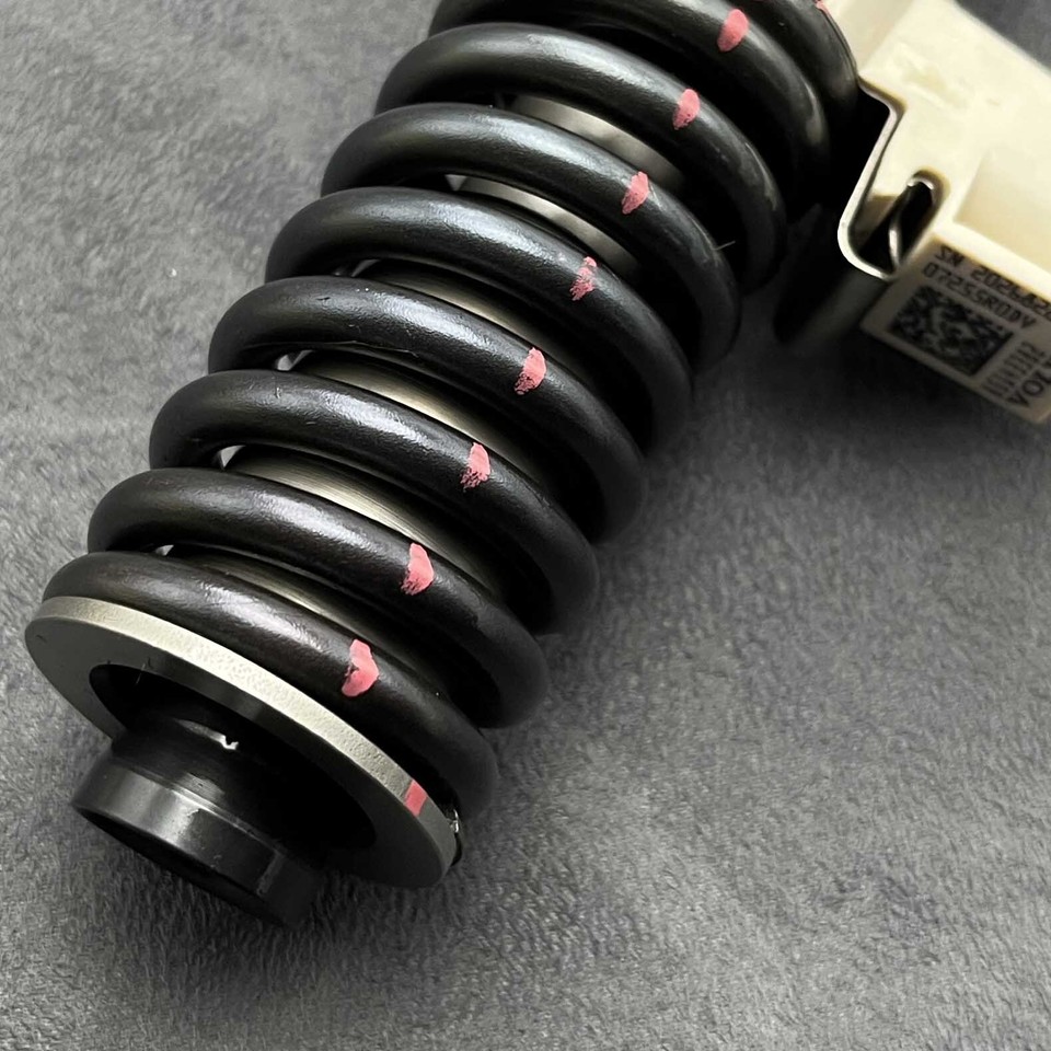 6Pcs New Fuel Injectors Kit for Volvo Mack D13 MP8 85143382 21119665 ...