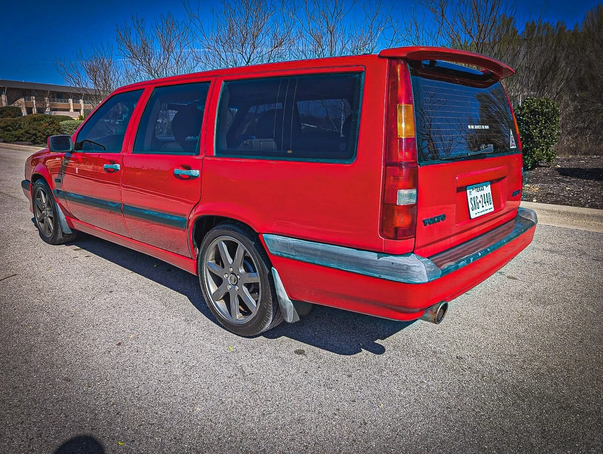 Porsche Helped Tune the 1996 Volvo 850R Wagon