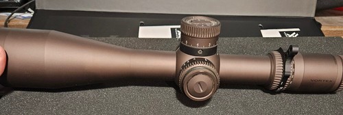 Vortex Razor HD Gen III 6-36x56mm w. scope rings. MRAD FFP Riflescope ...