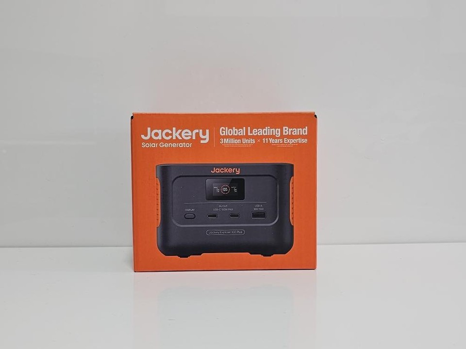 Jackery 100 Plus Portable Power Station Battery Bank - OPEN BOX | eBay