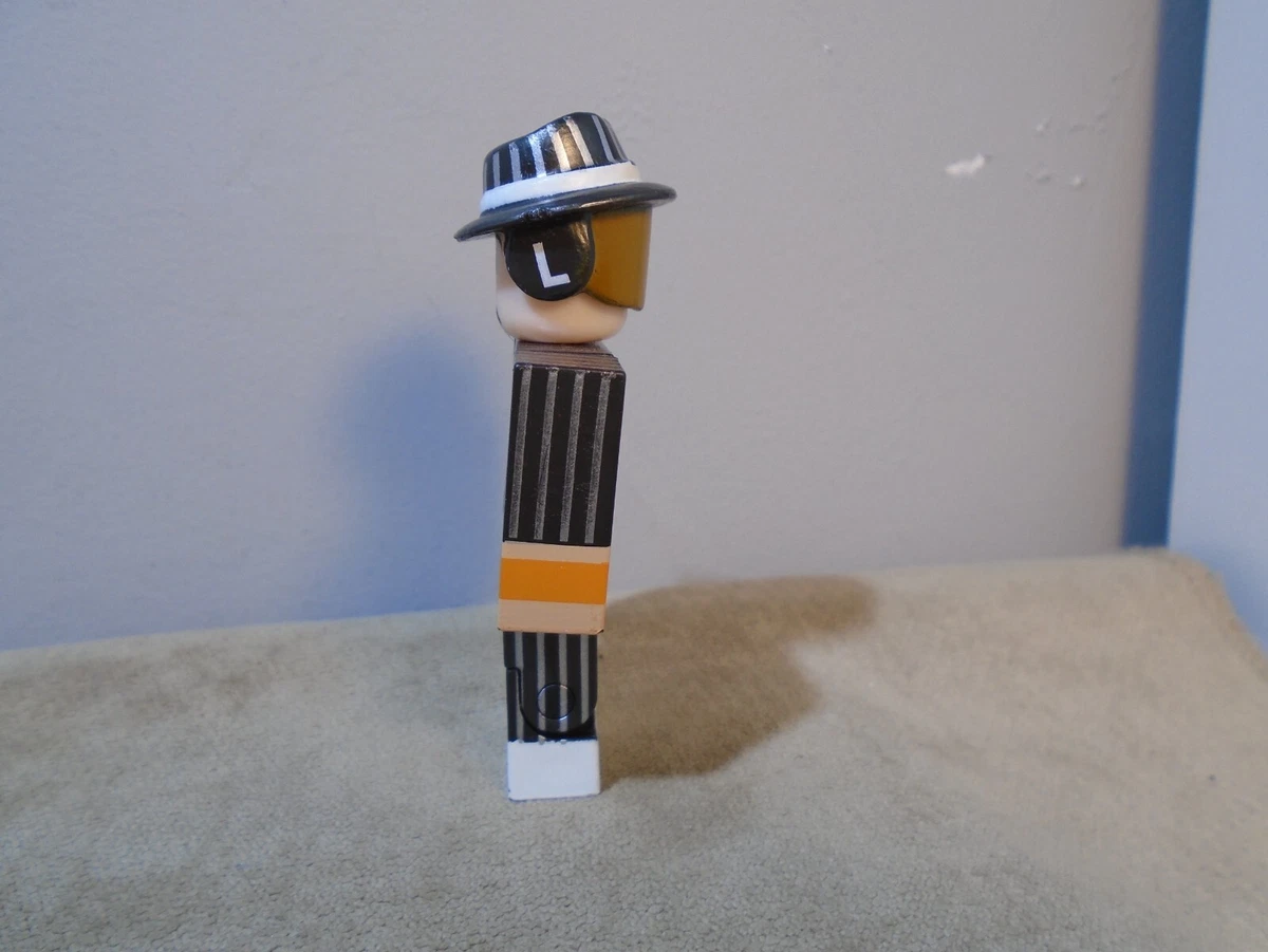 Roblox Box Guy With Suit