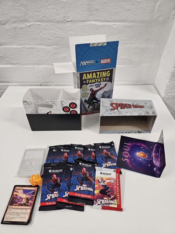 Magic The Gathering Spider-Man Gift Bundle, Marvel English MTG Spider ...