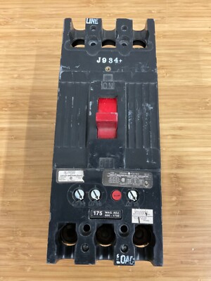 GE THFK236F000 600 Vac 3 Pole Circuit Breaker Cracked | eBay