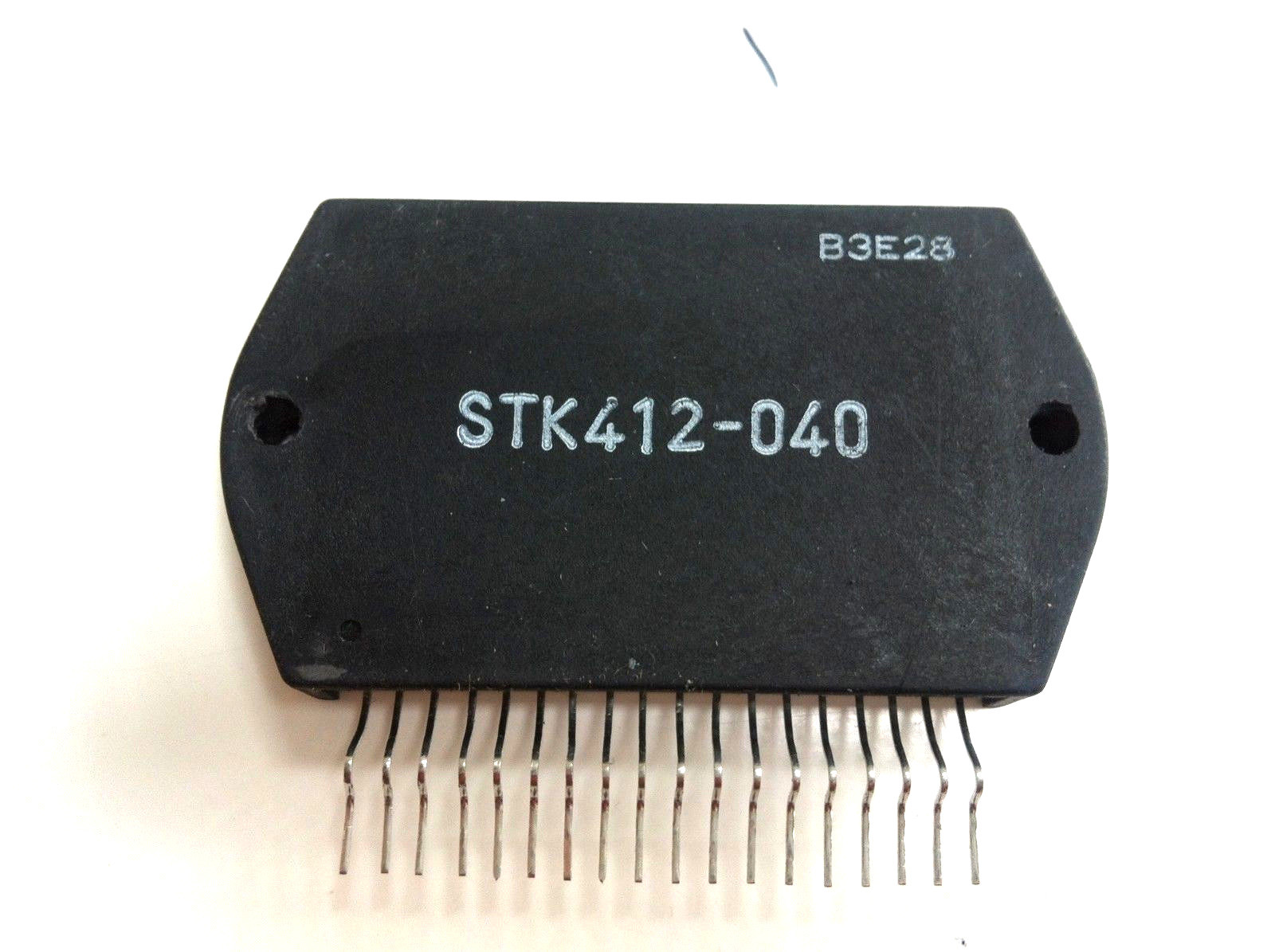 STK412-040 Power Amplifier 120W + 120 W + Heat Sink Compound BY SANYO ...