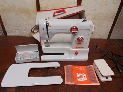 Vintage Dressmaker Model 1000 Sewing Machine | eBay