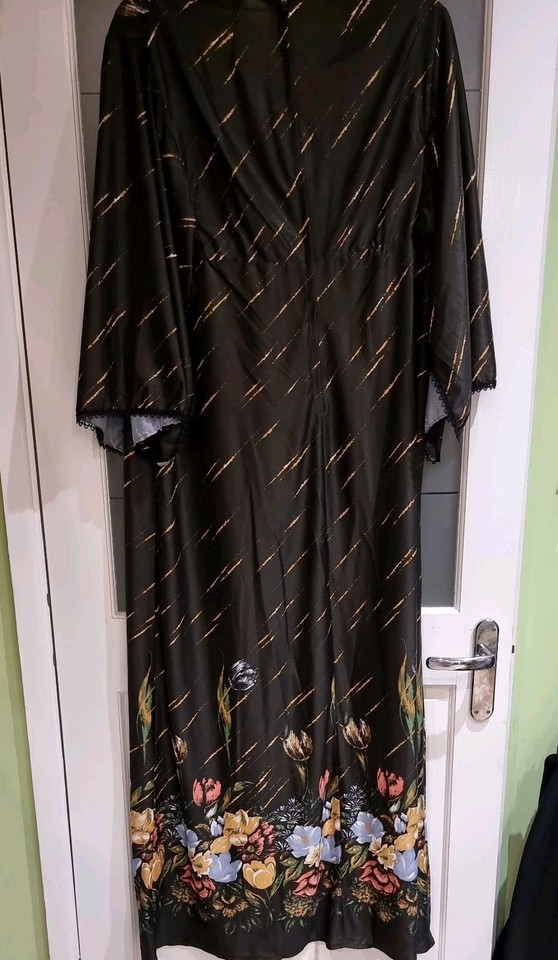 Ladies Black Light Housecoat/all In one With Floral Pattern Size 20 ...