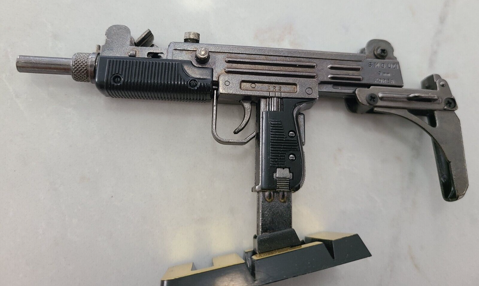 Extremely Rare Israeli UZI 1/5 Scale Diecast Cap Gun Desk Model with ...