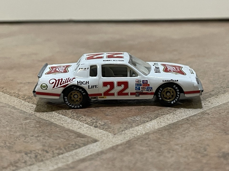 1983 Bobby Allison Miller High Life Buick Regal NASCAR Champion Action ...