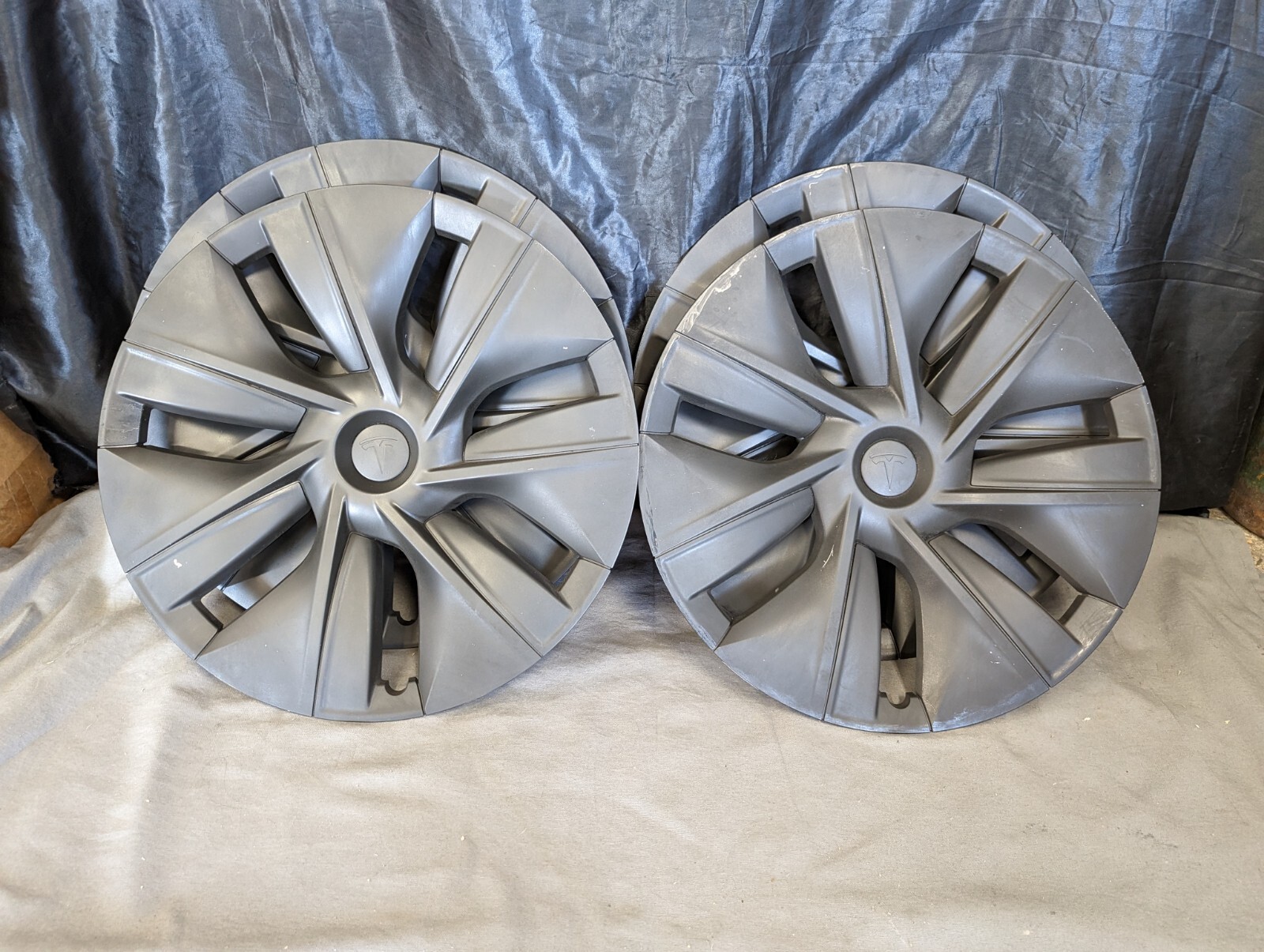 2020-2023 Tesla Model Y 19" Gemini Wheel Covers 1044235-00-B | Genuine ...