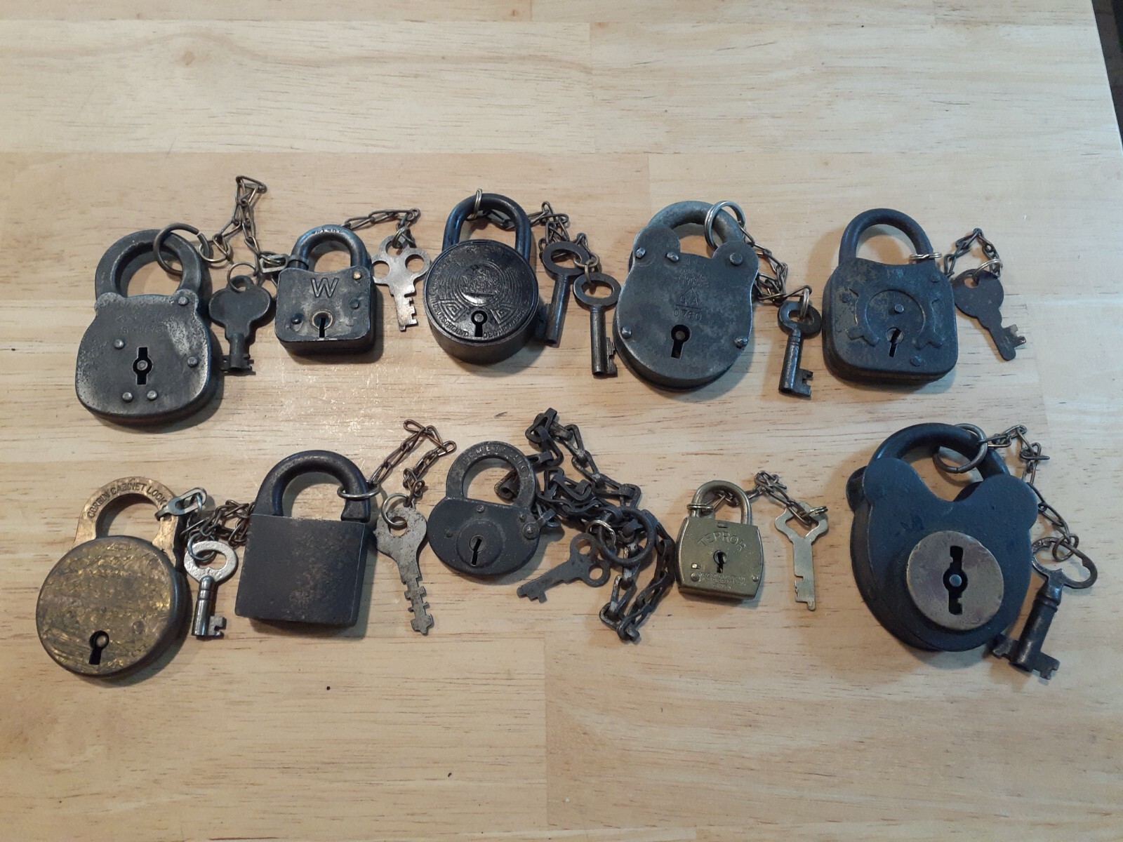 Vintage Padlock Lot of 123 Padlocks Yale Corbin Slaymaker Ilco Master ...