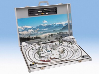 NOCH 88308 - Z Modellbahnkoffer “Interlaken”, mit Märklin Gleisen - Neu ...