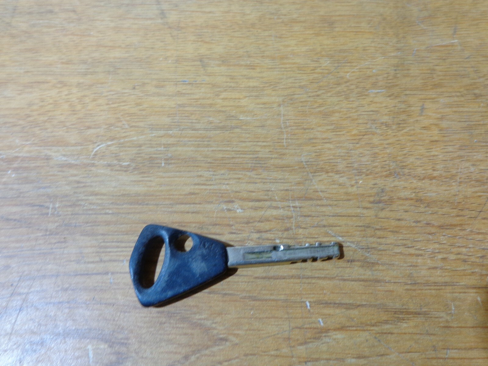 KeyTrak Abloy key LV4 w/ lock | eBay